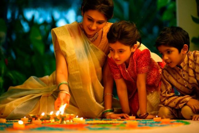 How to Explain Diwali to a Child - Teaching Diwali to Preschoolers ...